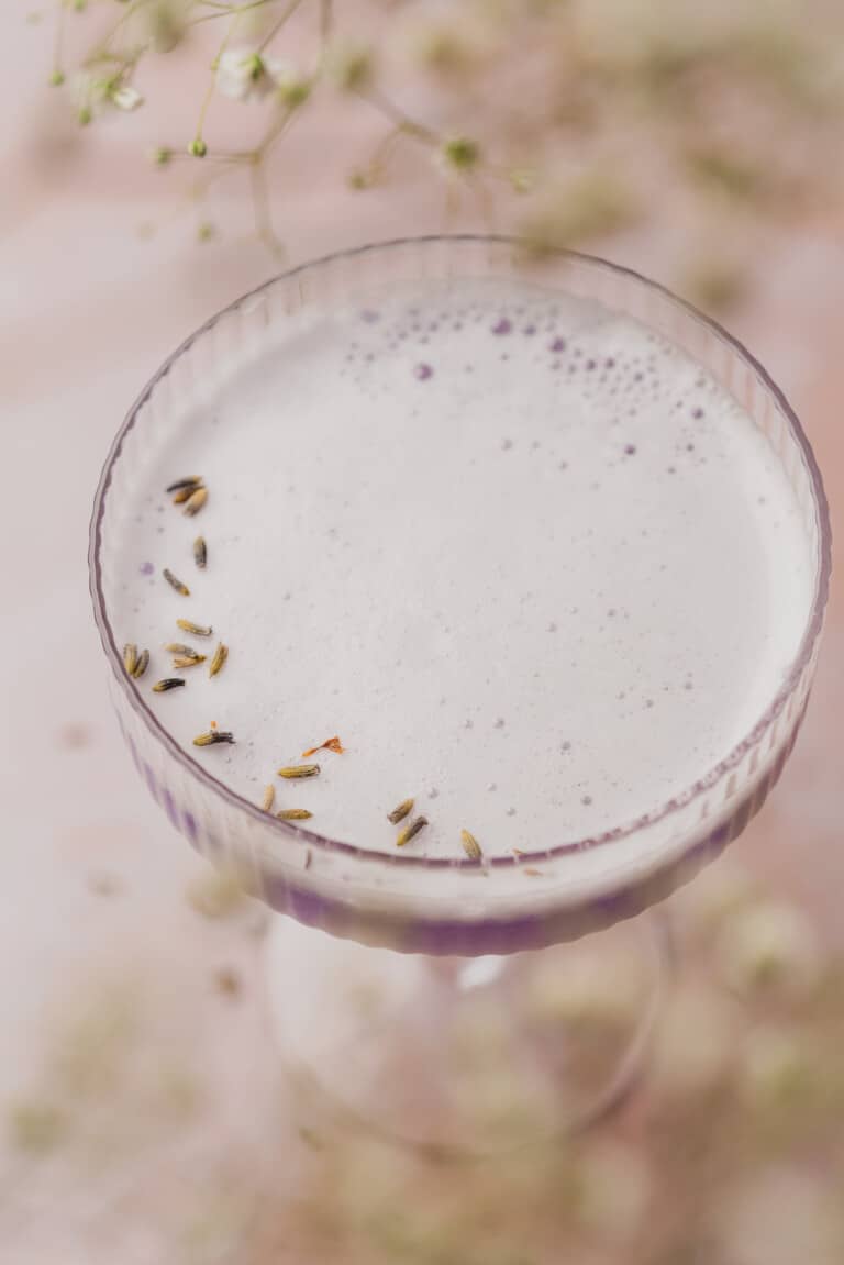 Lavender Gin Cocktail (Gin Fizz) - A Full Living