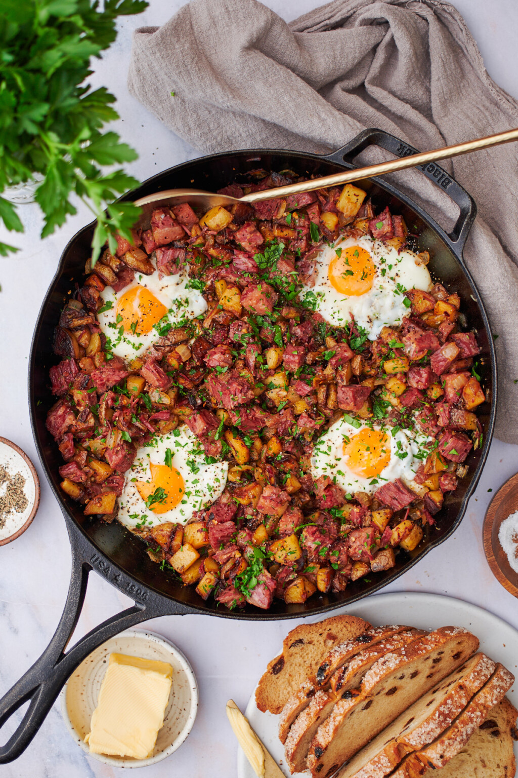 Homemade Corned Beef Hash and Eggs (Crispy Skillet Recipe!) - A Full Living