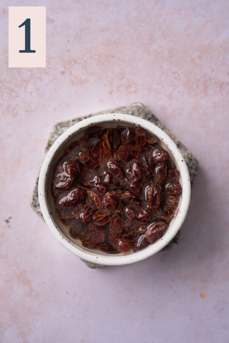 Homemade Oatmeal Creme Pies (Little Debbie Copycat!) - A Full Living