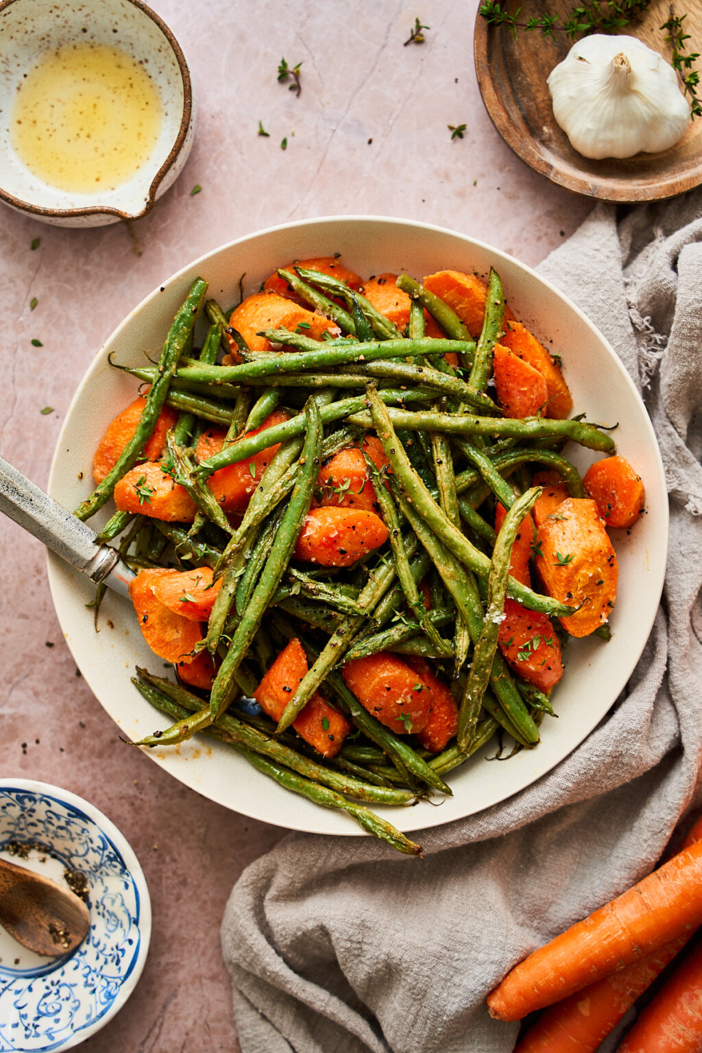 Simple Oven Roasted Green Beans and Carrots - A Full Living